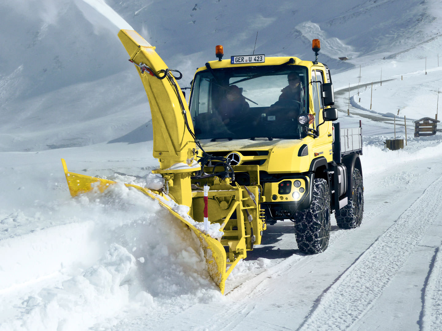 unimog range 2014 u218 u 530 (20) | WHATTRUCK